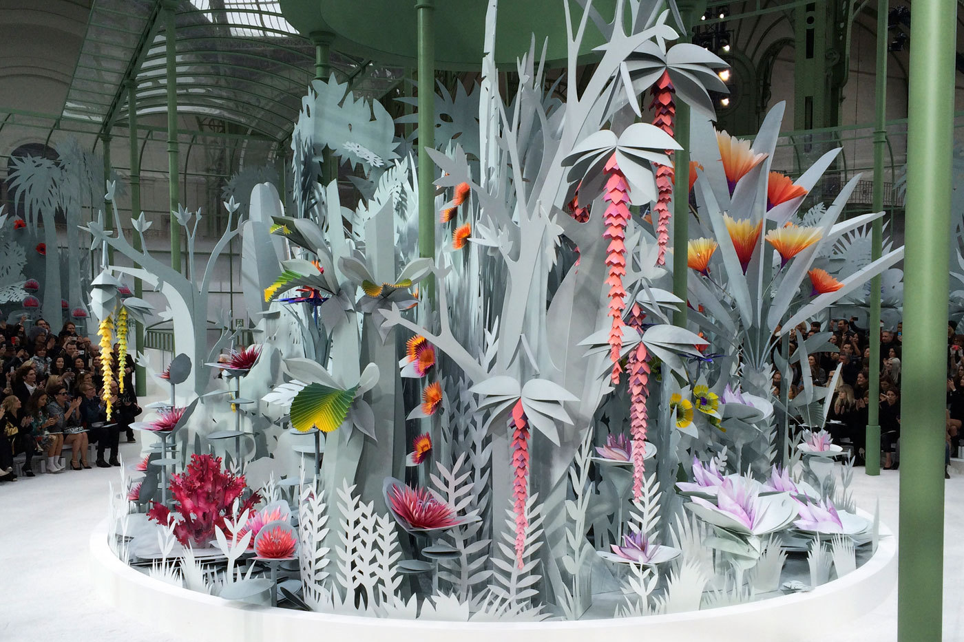 El Jardín Floral de Chanel para Primavera Verano 2015 – Ellalabella